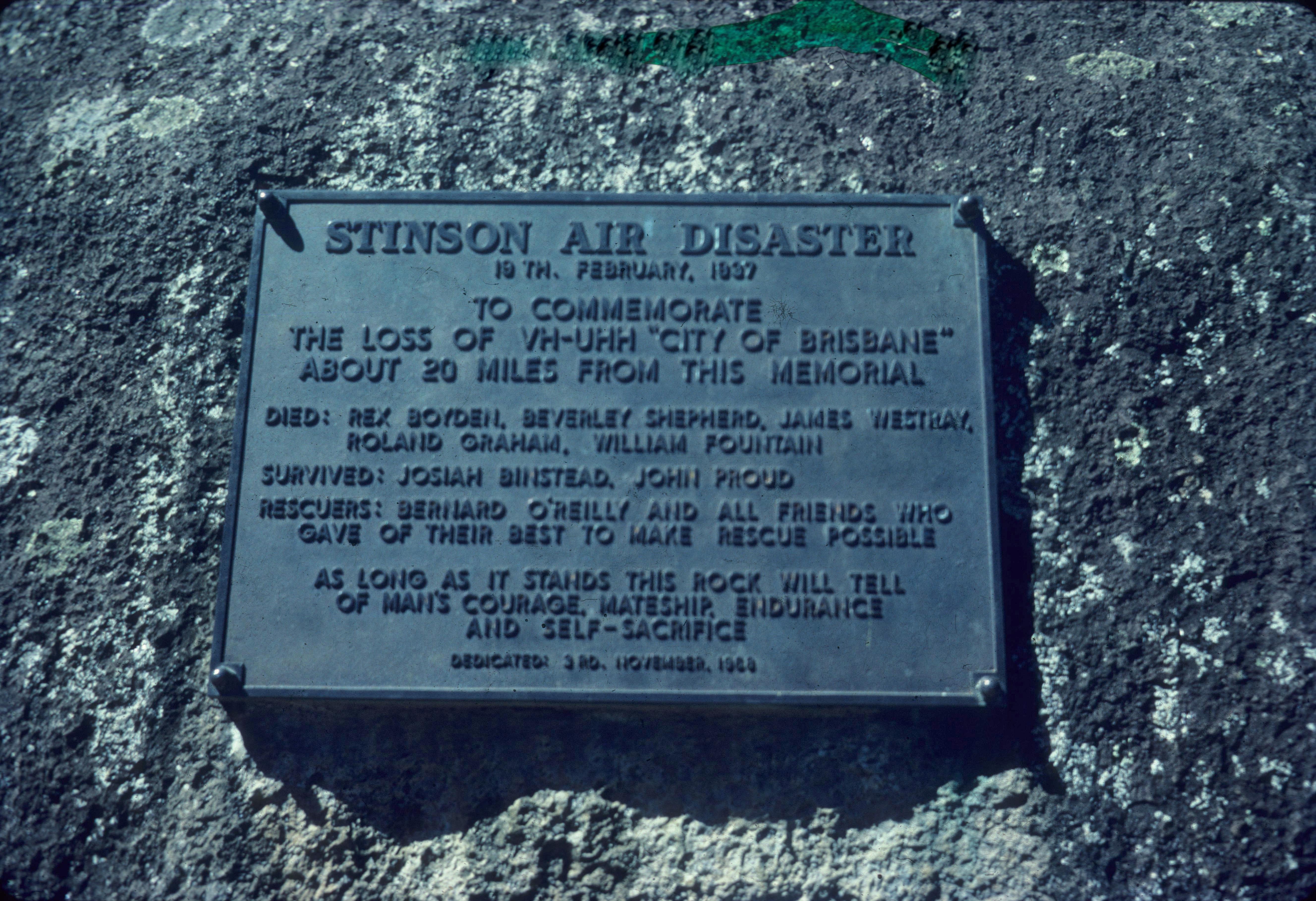 Plaque, 1937 Stinson Air Disaster, 1978 | Queensland Historical Atlas